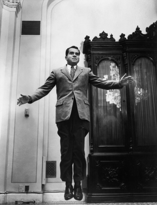 Philippe Halsman: Jump • Magnum Photos