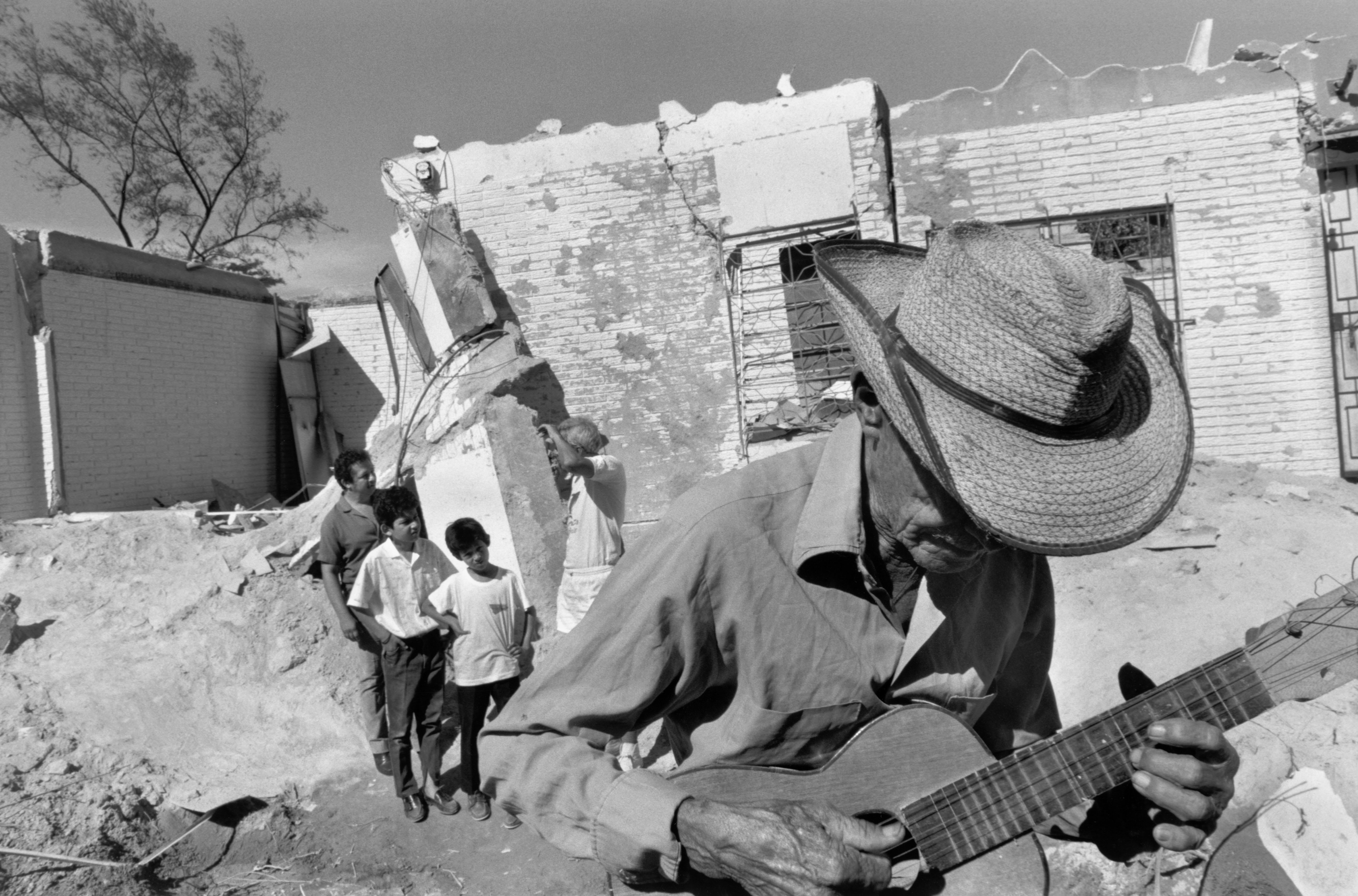 Music and Photography • Larry Towell • Magnum Photos